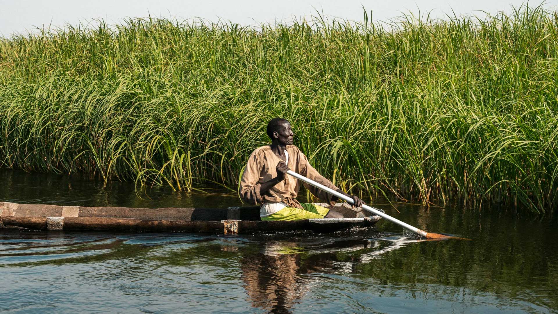 Swamp fishing secures schooling in South Sudan - Kirkon Ulkomaanapu